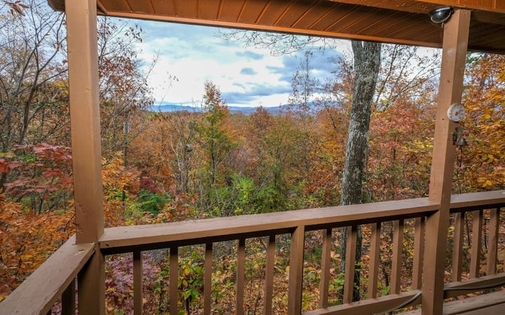 Serenity - Pet-friendly, Keurig, Wood Fireplace - Pigeon Forge, TN