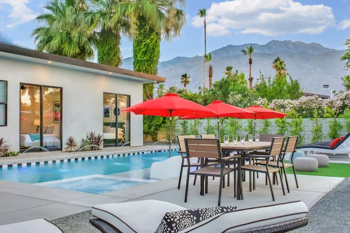 Palmsatpark 5 Palms Estate • 6 En Suite Baths - Palm Springs, CA