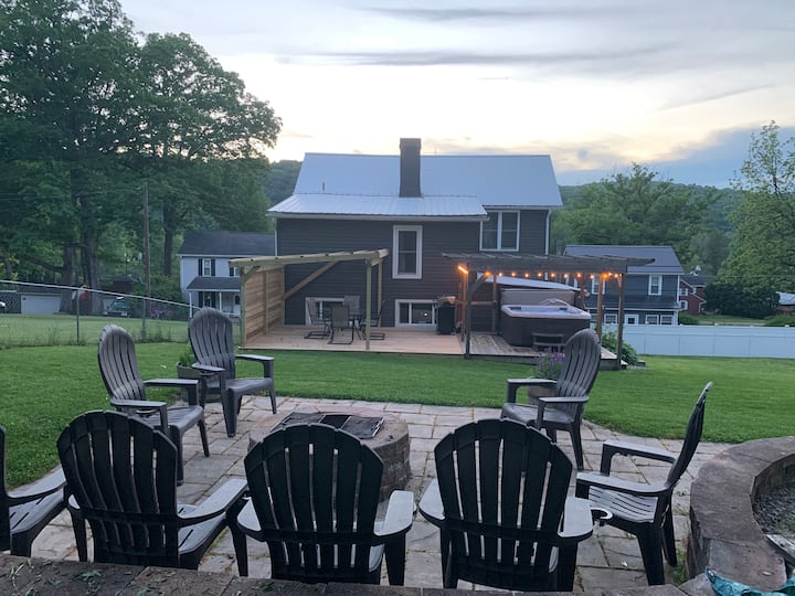 Walk To The Falls In Ohiopyle Hot Tub/fire Pit - Ohiopyle, PA