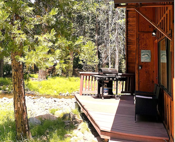 The Cabin • Creekside • 10 Acres • Fast Wifi - Susanville, CA