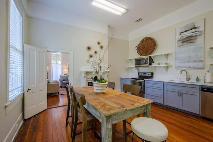 The Austin House Downtown - Mobile, AL