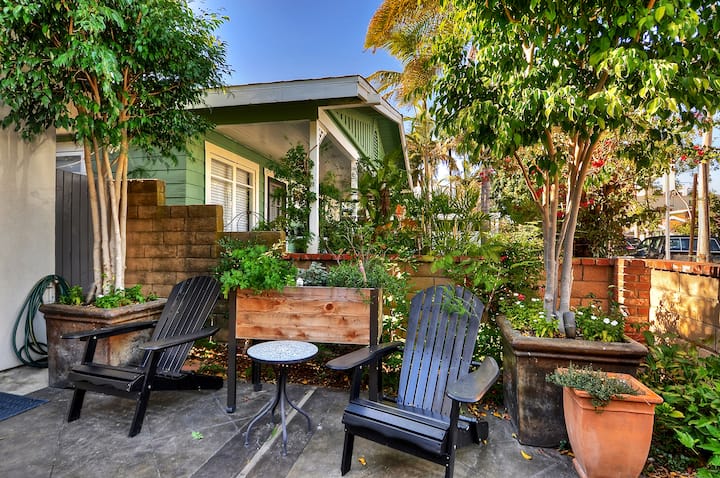 Balboa Cottage W/ Bay Views From Deck: 313 E. Bay - Newport Beach, CA