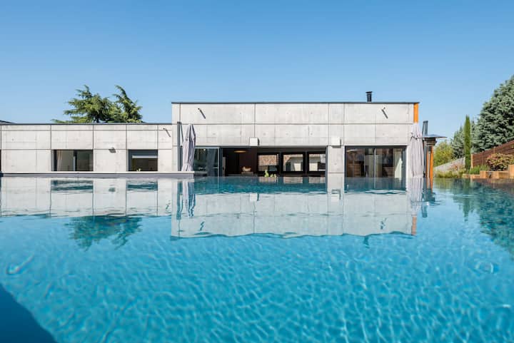 La Moderne - Belle Maison D'architecte - Beaujolais
