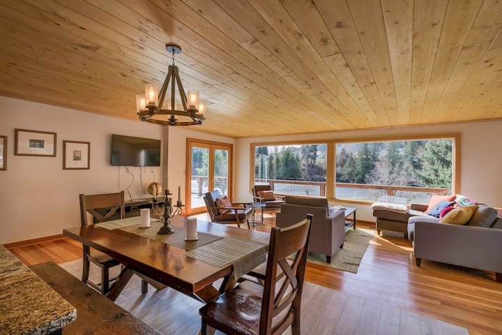 Peshastin River Place - Riverfront Experience - Leavenworth, WA