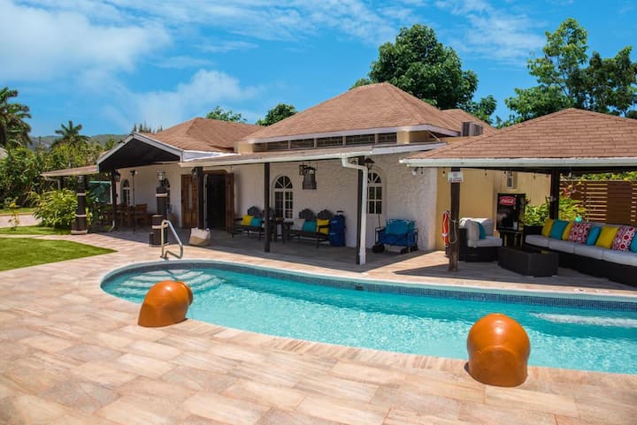 Ocho Rios Villa Vacation Rentals - St. Ann Parish, Jamaica | Airbnb