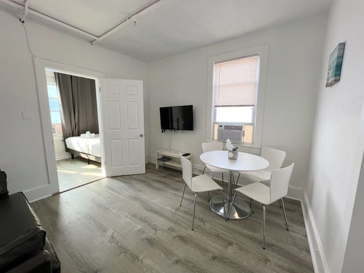 Modern Beachfront Suite 306 - Ocean City, MD