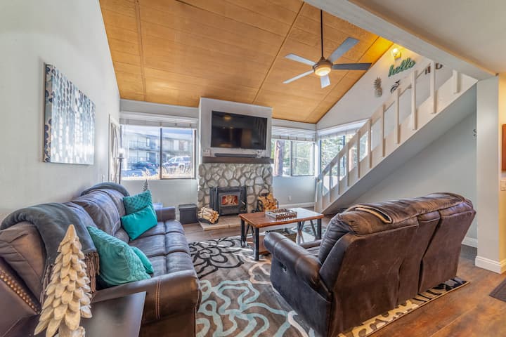 Fully Remodeled Condo Near Gondola And Village 276 - Mammoth Mountain, CA