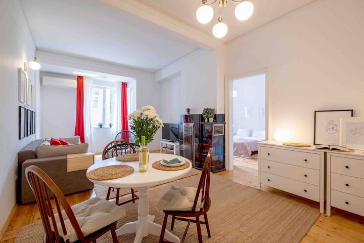 2br + 1.5 Bth - Metro - Spacious - Kitchen - Sofia