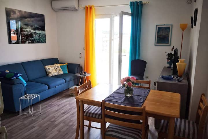 A-5135-a Appartement D'une Chambre Avec La - Tisno