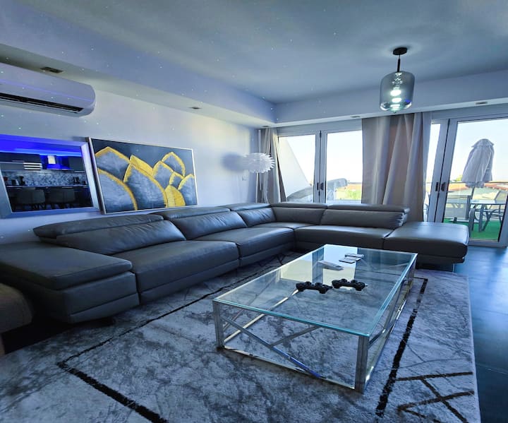 Golden Bay Deluxe Apt 600m From The Beach - Protaras