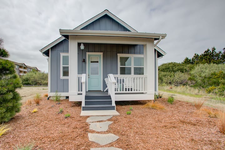 Sand Castle Cottage - Oyhut Bay Seaside Village - State of Washington