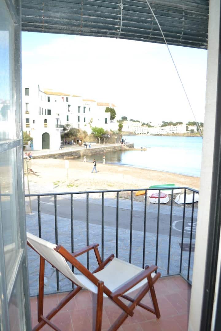 101.12_appartement Placé En Face De La Plage De Po - Cadaqués