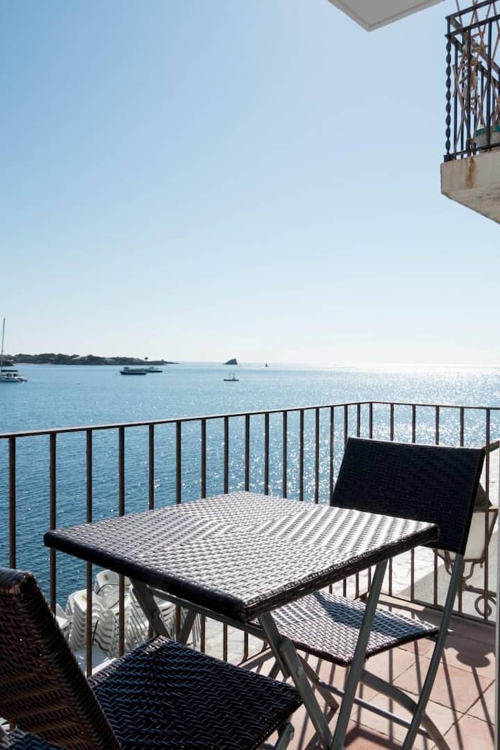 101.53_appartement Bord De Mer Avec Deux Chambres - Cadaqués