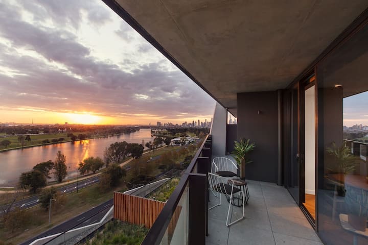 Lakeside Five-star Comfort W/ Uninterrupted Views - St Kilda