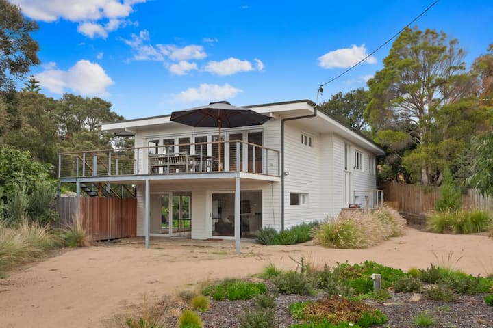 Coastal White House - Queenscliff