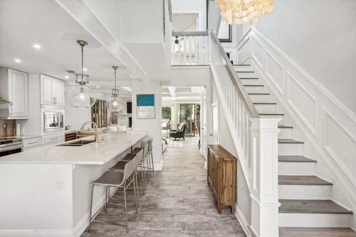 Stunning Southampton Townhouse W Tennis & Pool - Long Island, NY