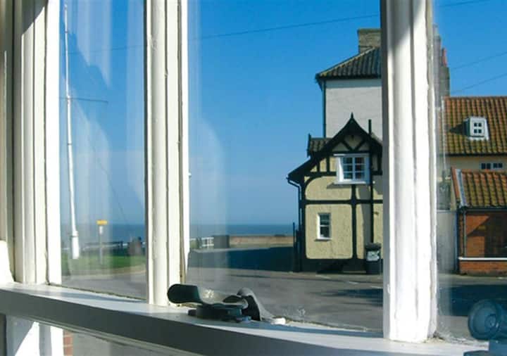18 St James Green - Southwold