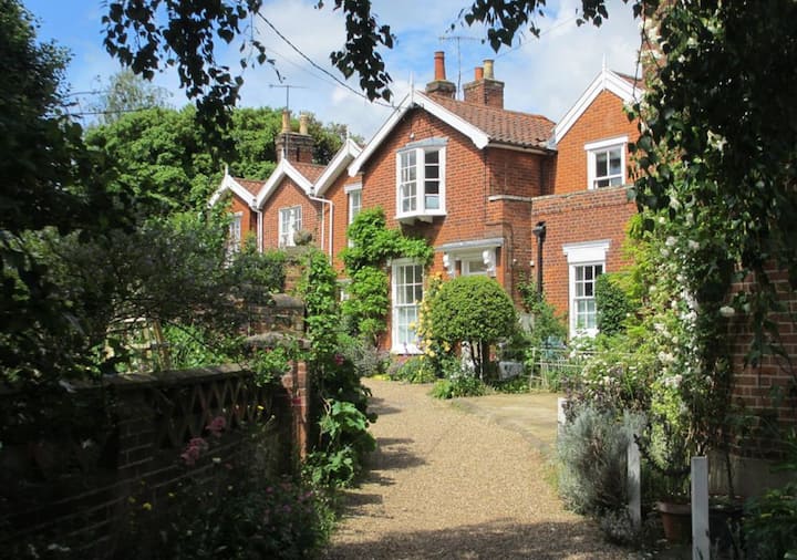 4 Doric Place - Suffolk