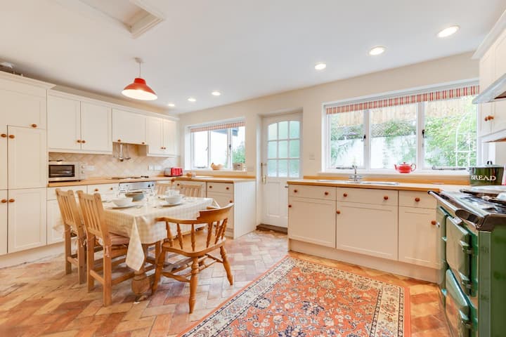 3 Bed In Woodbridge (Oc-acot) - Woodbridge, UK