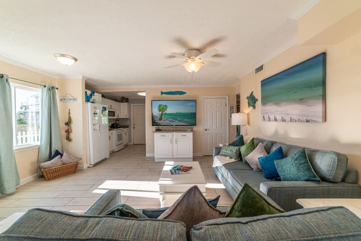 1950 Vintage Vintage Beach Cottage! Disponible Para Reservas De Junio! Remodelado 3 Bd / 1 Ba Capacidad 8. - Panama City