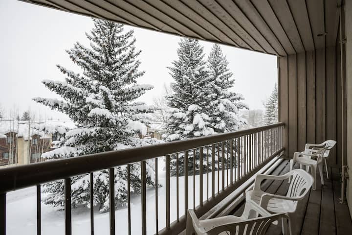 *Summer Sale* Short Walk To Slopes, Pool, Hot Tub, Private W/d - Steamboat Springs