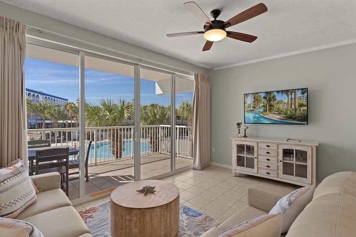 Destin West Gulfside 209 ~ Gulf Views ~ Beach Svc - Gulfarium Marine Adventure Park, Fort Walton Beach
