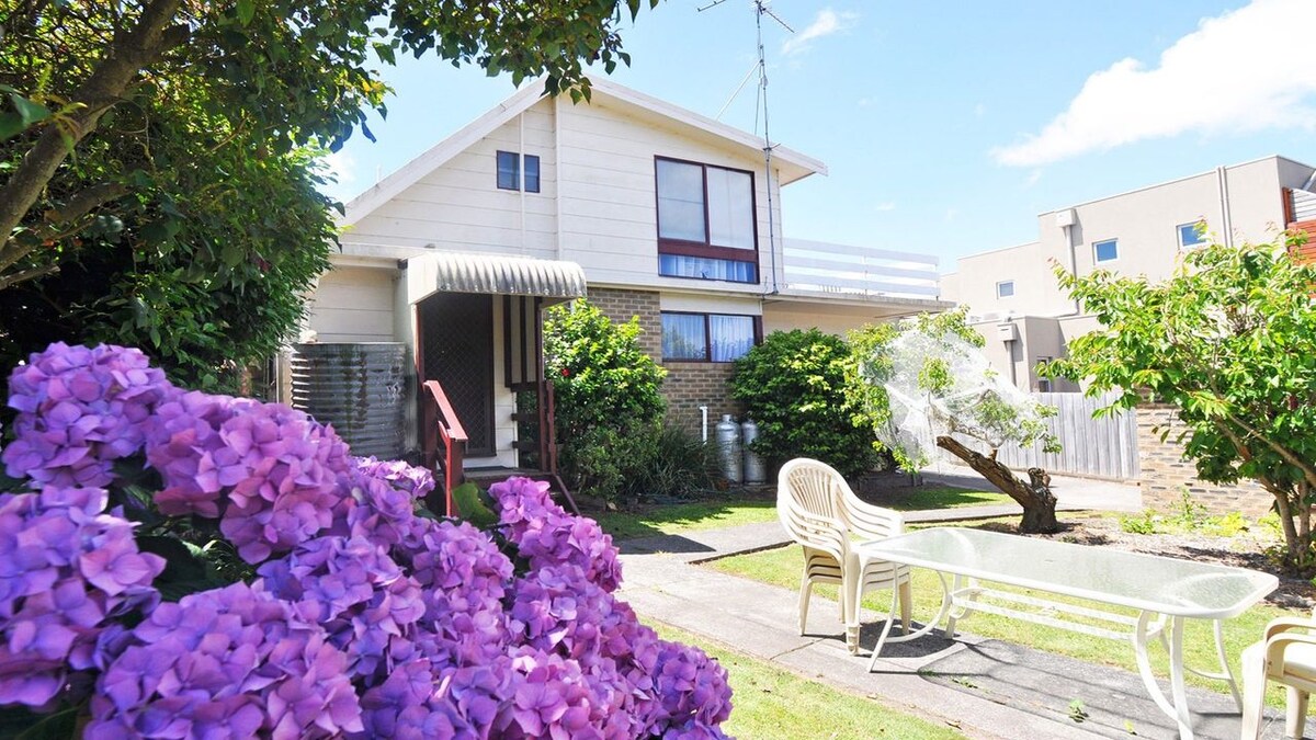 Getaway on Garden - Houses for Rent in Inverloch, Australia - Airbnb