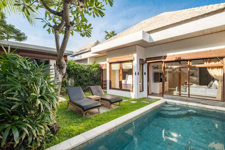 Villa Con Piscina Privada En Seminyak Bali - Kuta