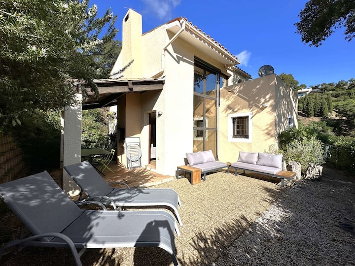Huis Voor 6 Tot 8 Personen In Privédomein Met Zwembad. - La Londe-les-Maures