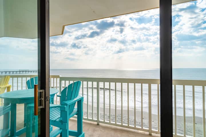 320 Cov -Relaxing Oceanfront Villa - 2 Pools - Folly Beach, SC