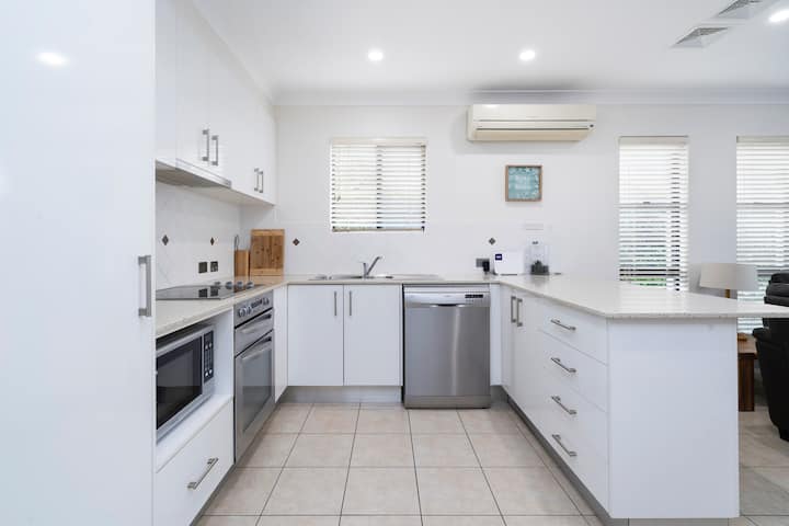 La Bella Vita - 26 Landsborough Street, South West Rocks - South West Rocks