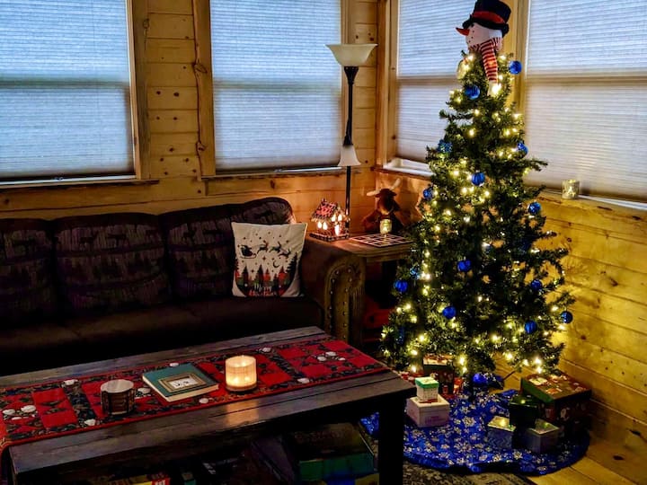 Laughingwater-waterfront/ac/hot Tub/wifi - 阿什福德