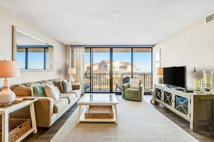 Sea Colony 1st Floor Condo W/ Tennis Court, Shared - Bethany Beach, Delaware