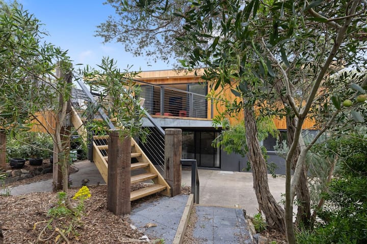 Shangri La - Wifi Included - Inverloch