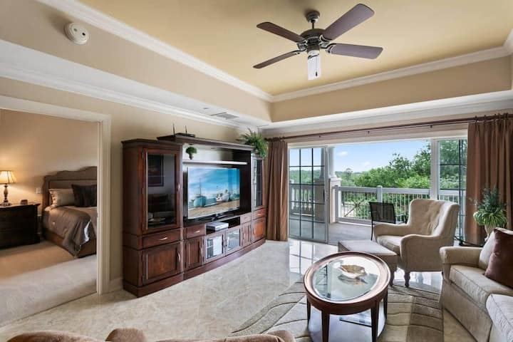 Beautiful 3 Bed/3 Bath Condo On Golf Resort - Haines City, FL