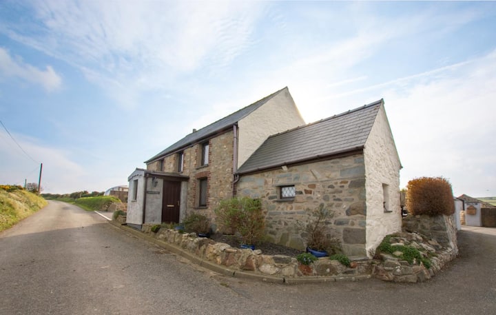 2 Bed In St Davids Peninsula (Oc-414993) - Solva