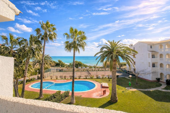 Apartamento Frente Al Mar Con Terraza Playa Romana - Alcossebre