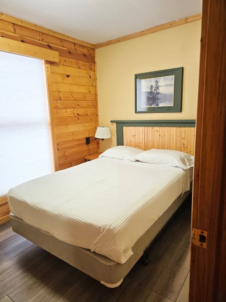 Deer Trail Resort Lakeside 4 On Lake Delta - Mirror Lake, Drummond