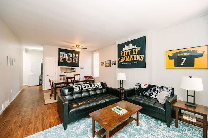 Pittsburgh's Sports Suite | Free Driveway Parking - PPG Paints Arena