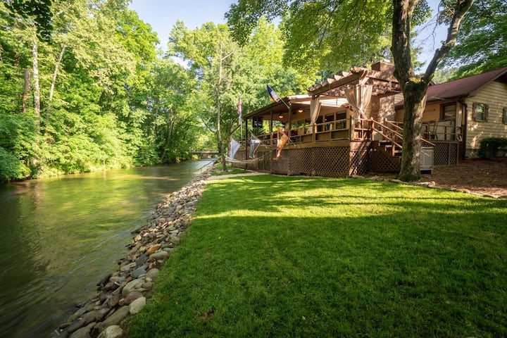 Lost Soles Of The River - On Chattahoochee River! - Helen, GA