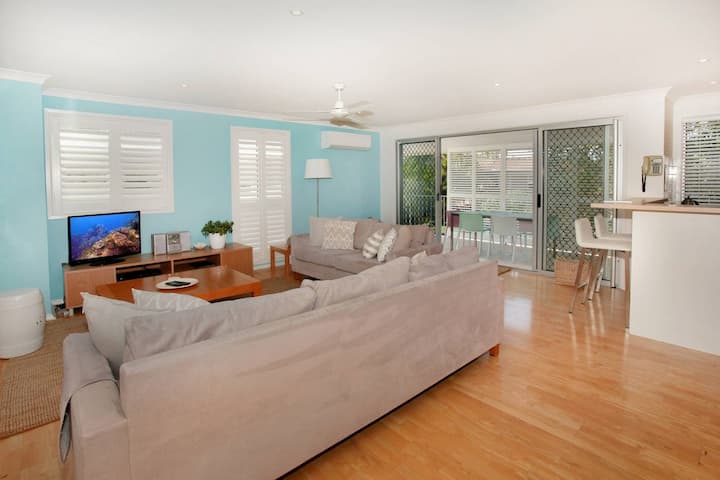 Unit 4 'Marcoola Sands' - Marcoola