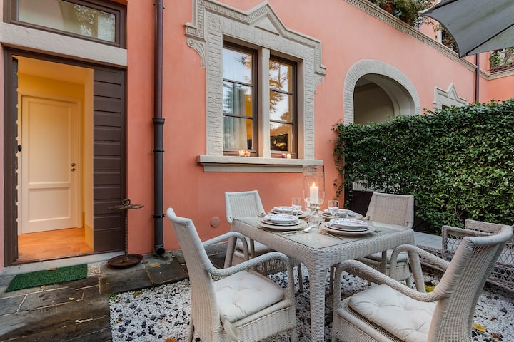 Vera Prachtige 2 Slaapkamers 2 Badkamers Appartement Met Tuin, A / C, Dicht Bij Parkeergelegenheid - Lucca