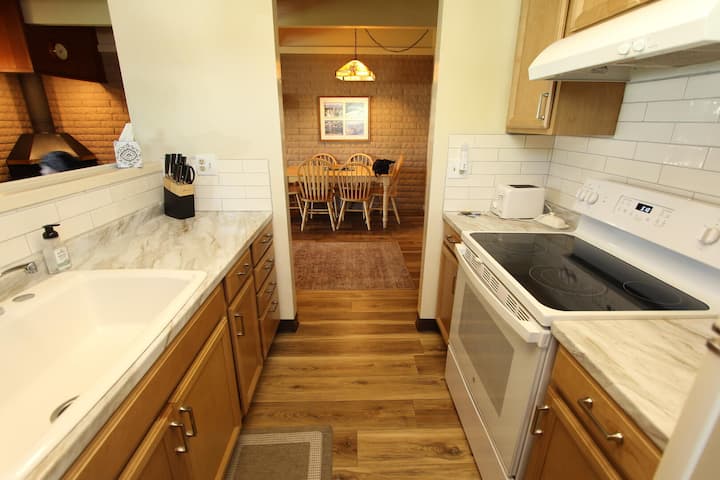 Tahoe Keys W/boat Dock, Bbq, Pets Ok (Tkc0604) - サウス・レイク・タホ, CA