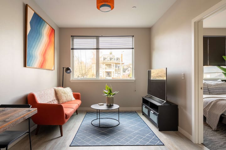 Hip 1br • Retro-modern Vibes • Prime Se Spot - Portland, OR