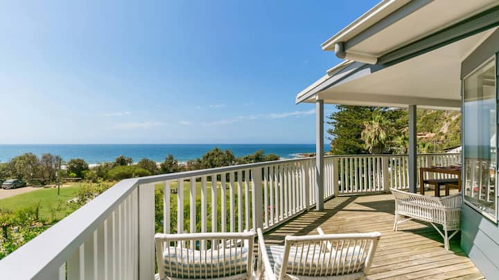 'Salty Air Beachside Cottage' By Accom Holidays - North Shore