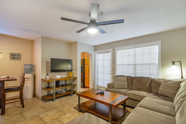 3 Bedroom 1st Floor, Gated, Heated Pool, Free Golf - Scottsdale, AZ