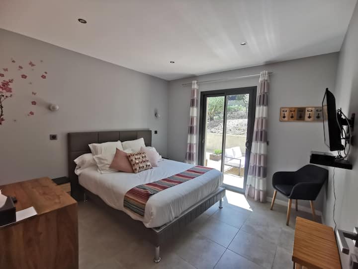 Villa Saona  - Chambre Famille ( Family Room) - Sainte-Maxime