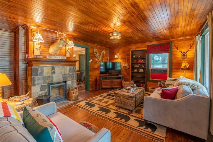 Elm Street Cottage - Lake Placid, NY