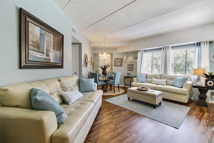 Sunset Rentals | Forest Beach Villa 203 - Hilton Head Island, SC