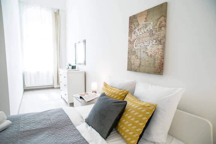 Brand New Ac 4-bedroom Apartment In Center - Hungary
